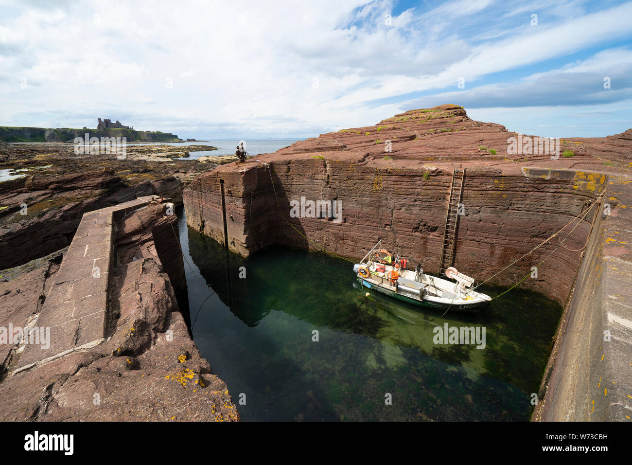 Harbour seacliff beach hi-res stock photography and images - Alamy