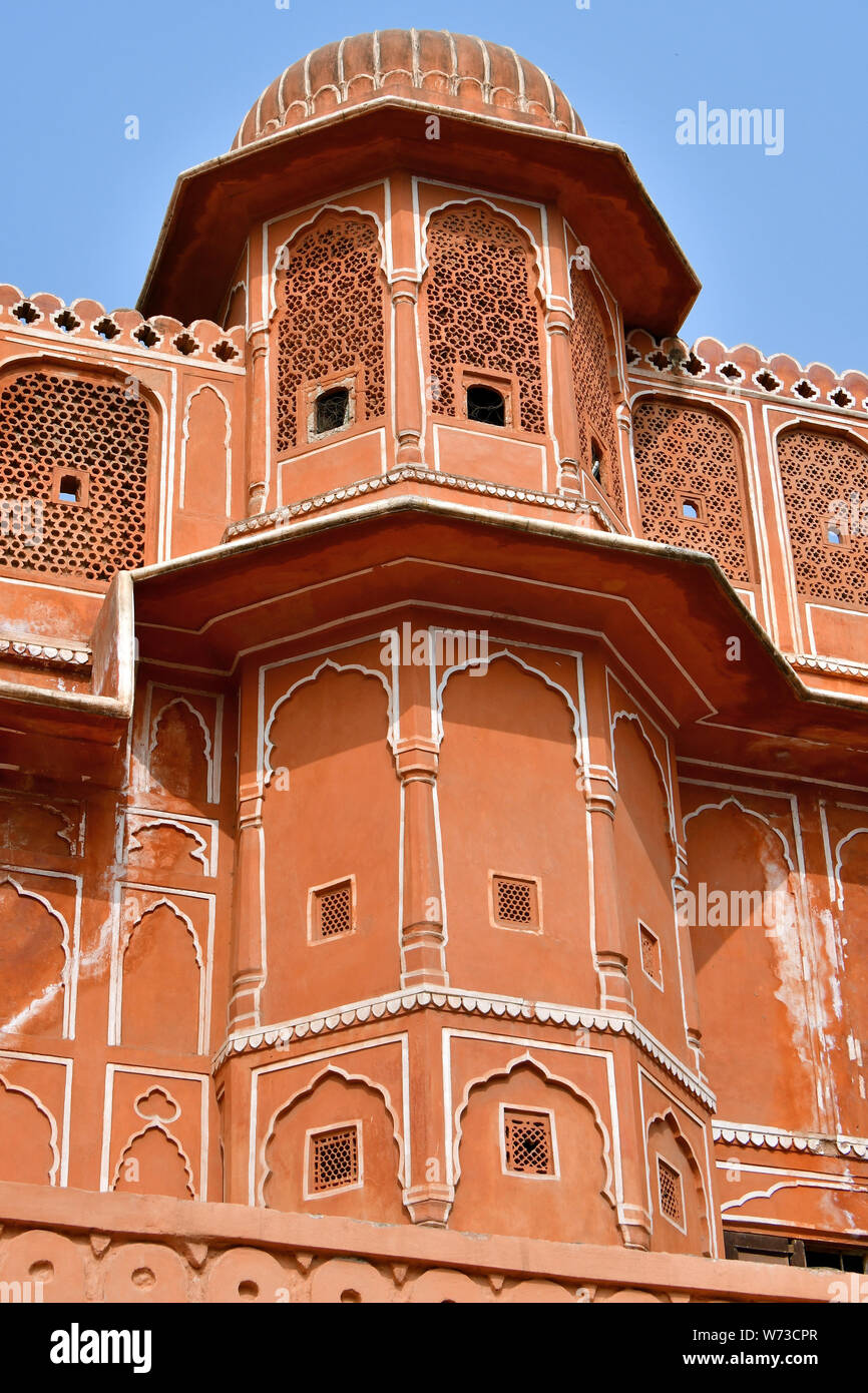 Typical colored building, Jaipur, Rajasthan, India, Asia, UNESCO World ...