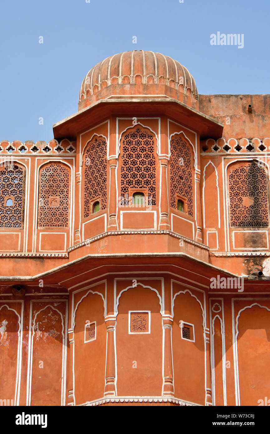 Typical colored building, Jaipur, Rajasthan, India, Asia, UNESCO World ...