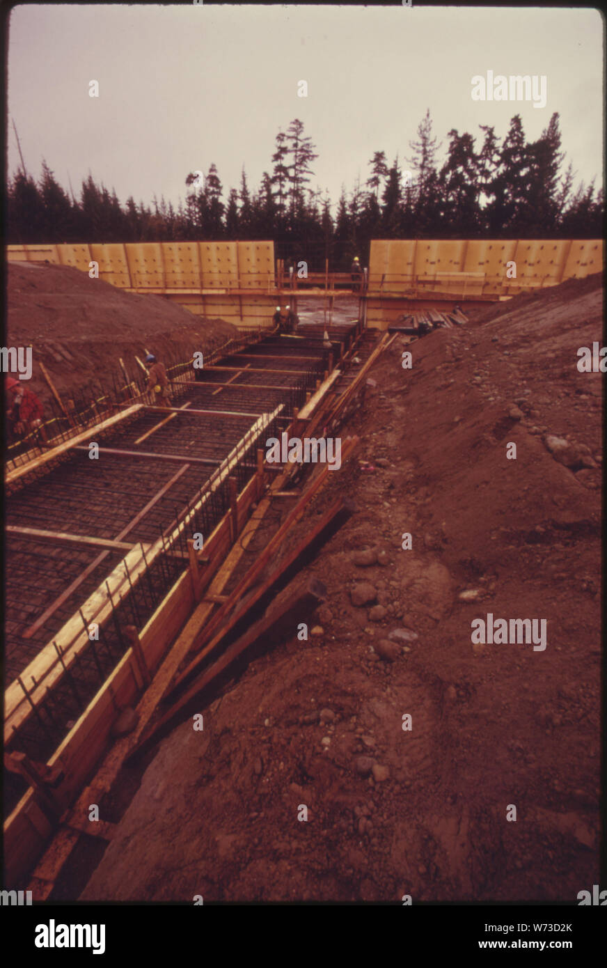 VIEW OF CONSTRUCTION ACTIVITY FOR THE TRIDENT SUBMARINE BASE AT THE ...