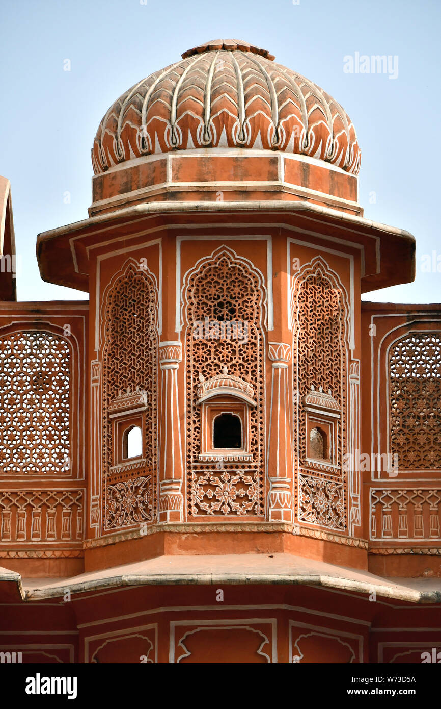 Typical colored building, Jaipur, Rajasthan, India, Asia, UNESCO World ...