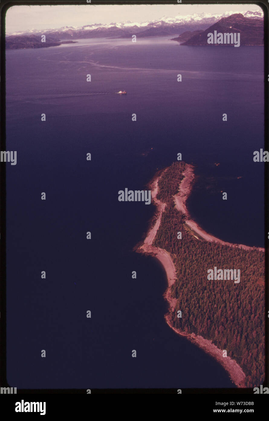 900 feet long hi-res stock photography and images - Alamy