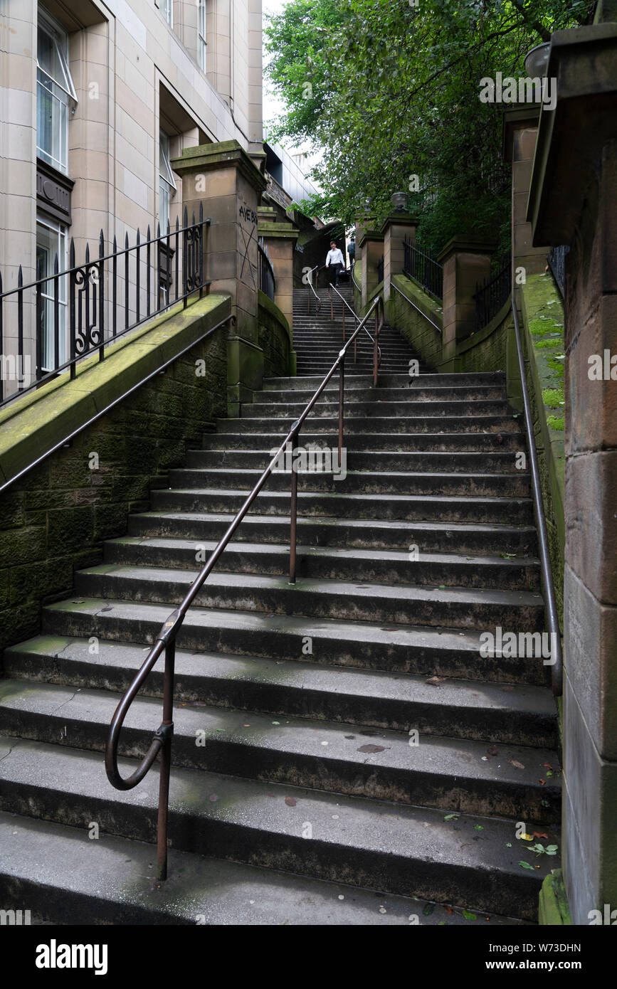 News steps hi-res stock photography and images - Alamy