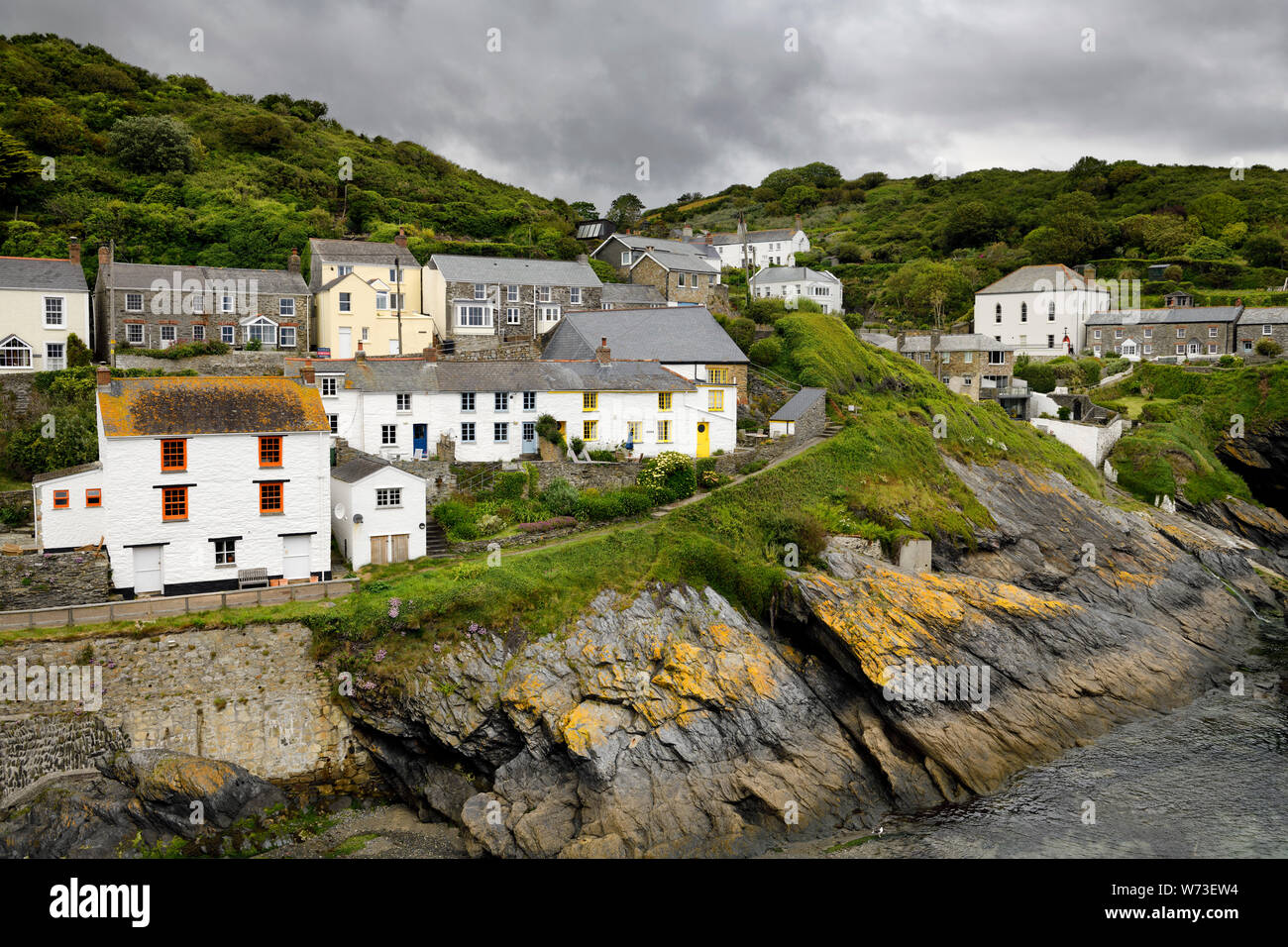 Colorful window frames hi-res stock photography and images - Alamy