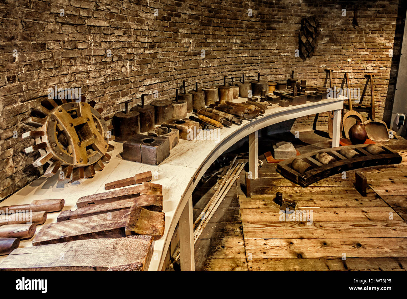 Windmill interior netherlands hi-res stock photography and images - Alamy