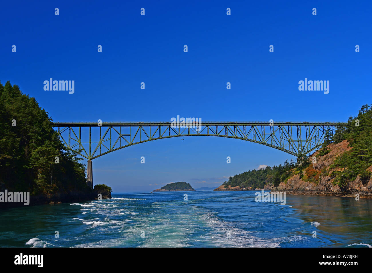 The iconic Deception Pass Bridge near Whidbey Island, Washington Stock ...