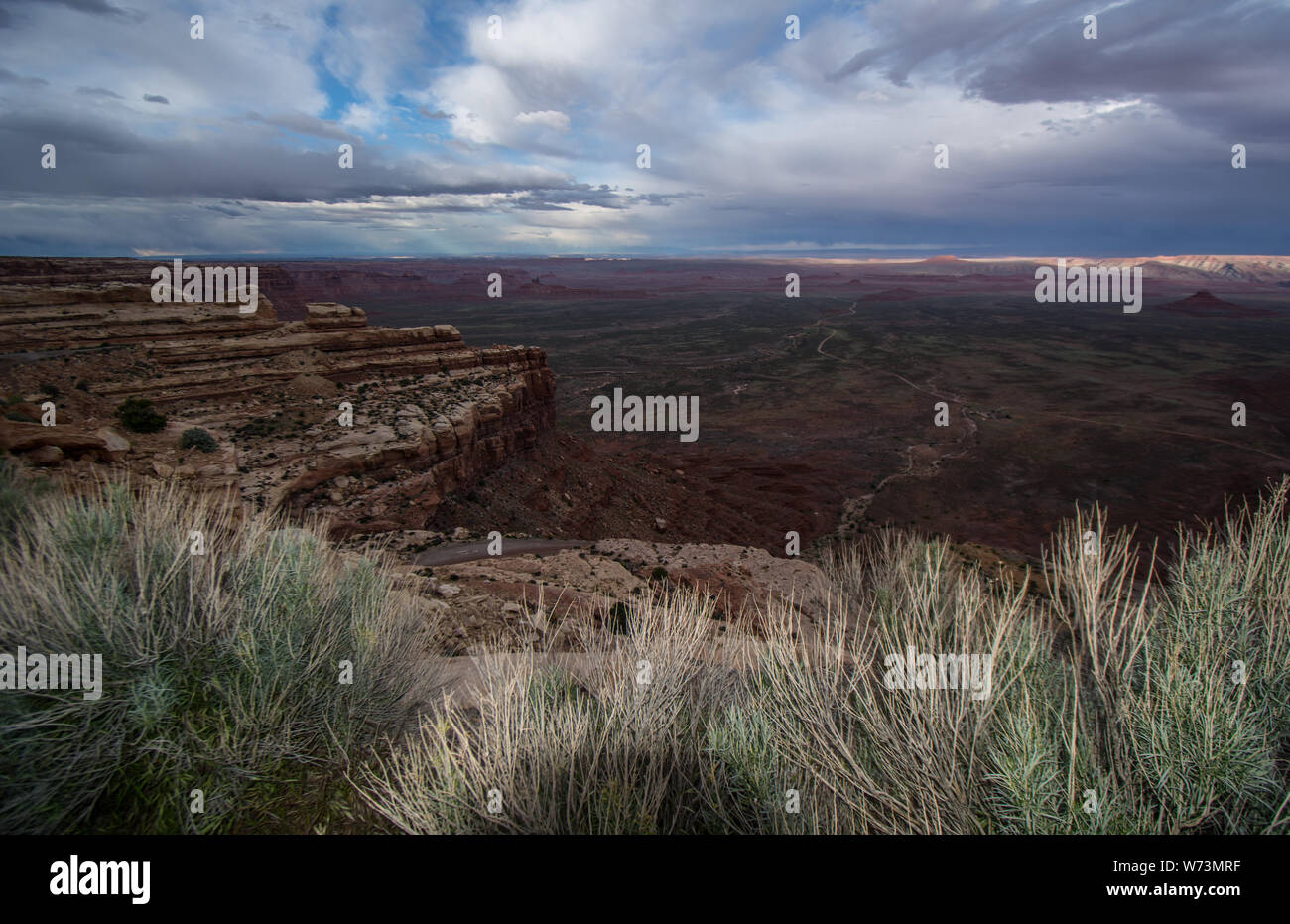 Moki dugway scenic backway hi-res stock photography and images - Alamy