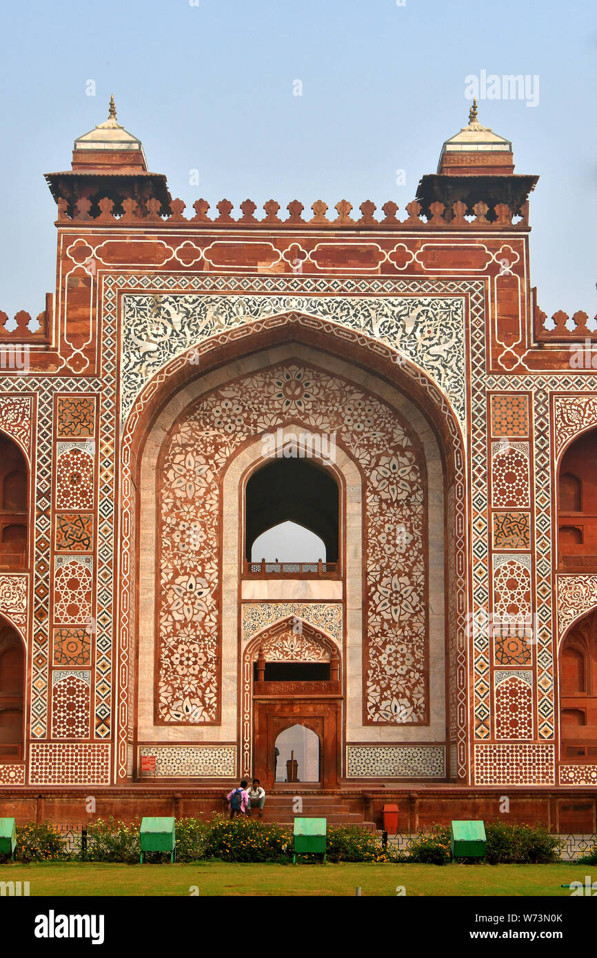 Entrance gate, Akbar's tomb, Sikandra, Uttar Pradesh, India, Asia Stock ...