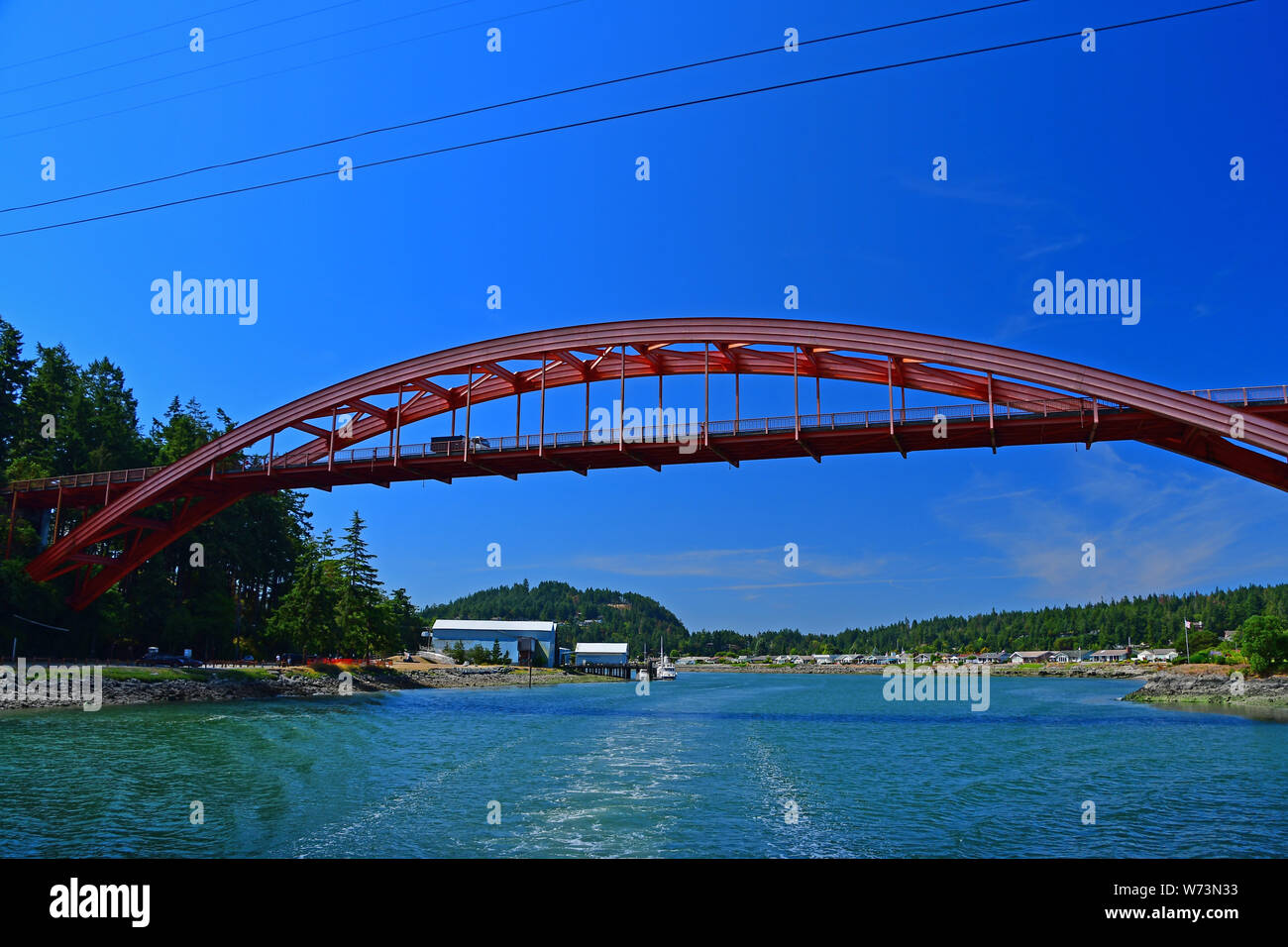 The Rainbow Bridge spanning the Swinomish Channel in La Conner ...