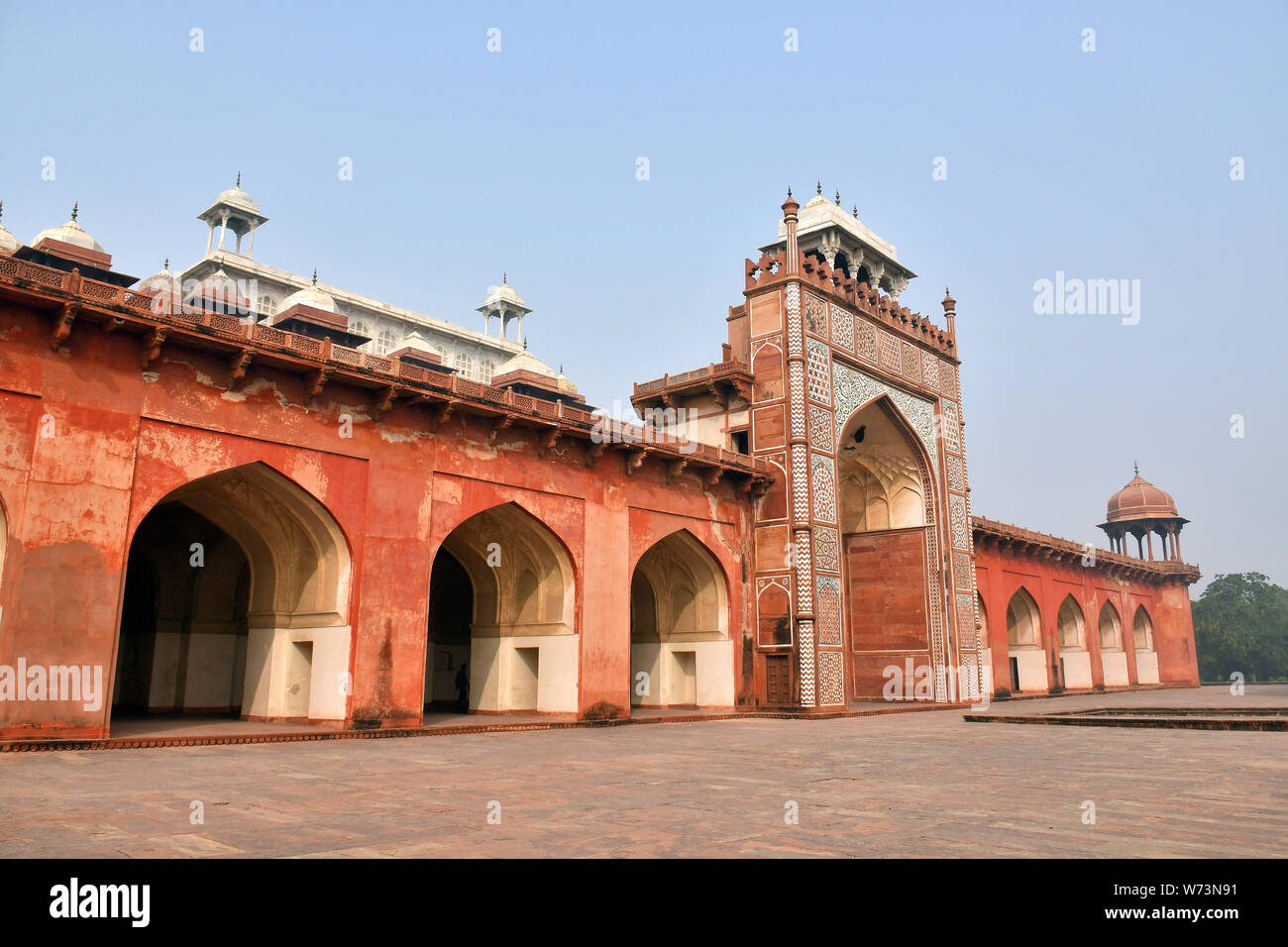 Akbar's tomb, Sikandra, Uttar Pradesh, India, Asia Stock Photo - Alamy