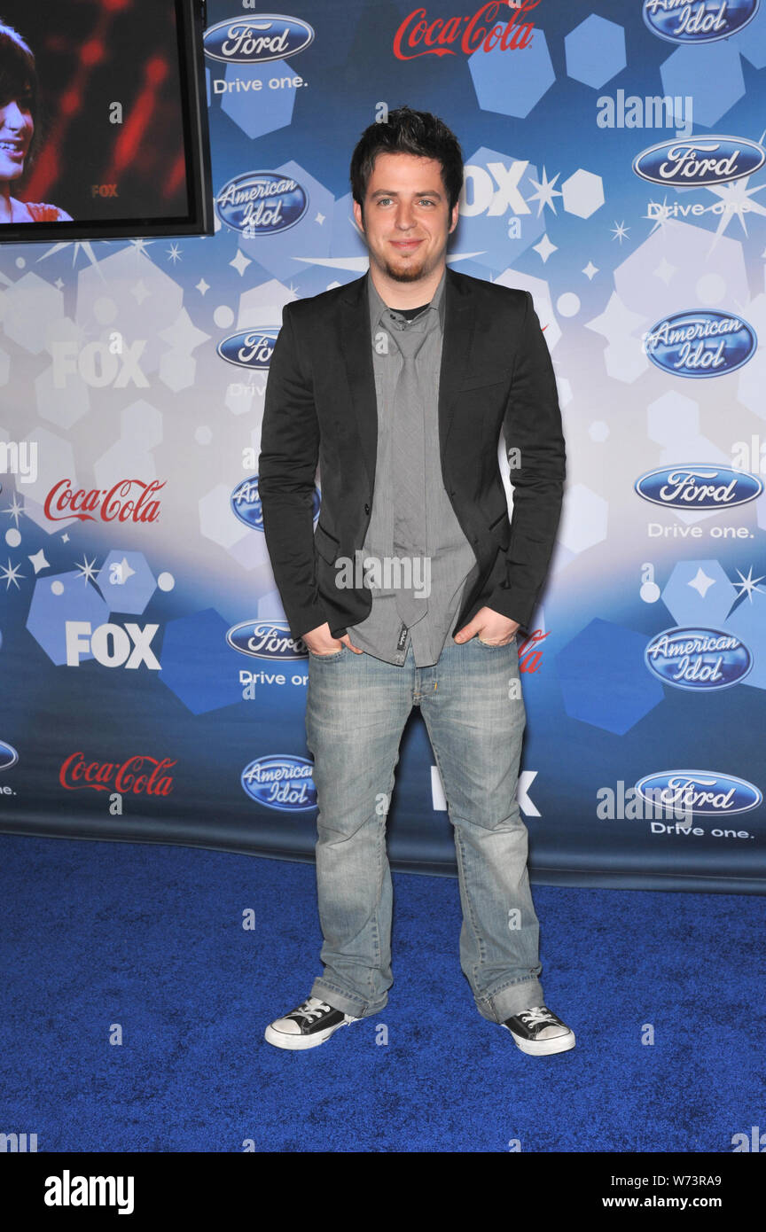 Lee dewyze hi-res stock photography and images - Alamy