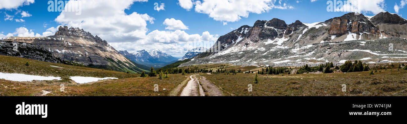 Helen lake canada hi-res stock photography and images - Alamy