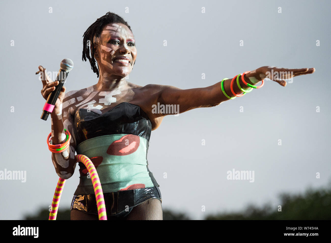 Brighton, UK. 04th Aug, 2019. Grace Jones performs at LOVEBN1FEST as ...