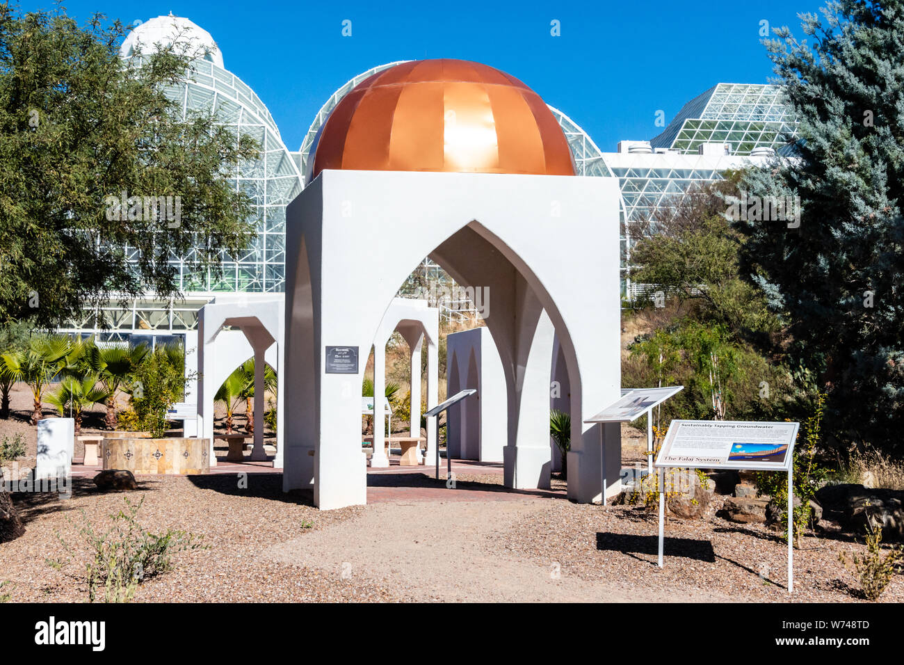 Falaj hi-res stock photography and images - Alamy