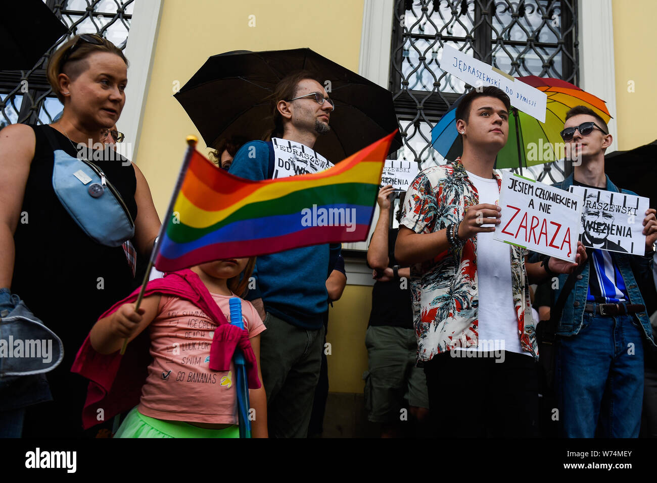 Rainbow flag lgbt demo hi-res stock photography and images - Alamy