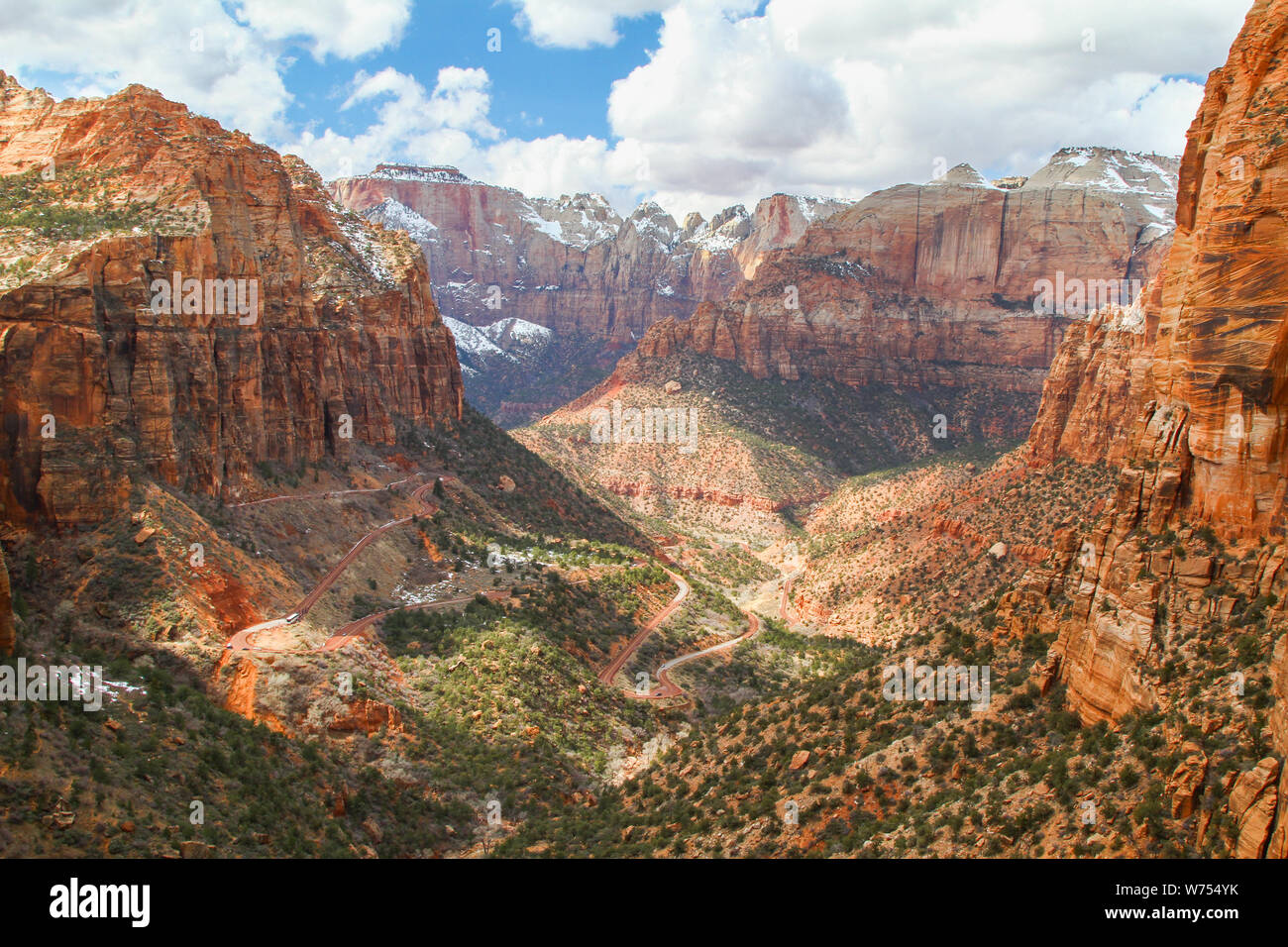 Beautiful view landscape zion national hi-res stock photography and ...
