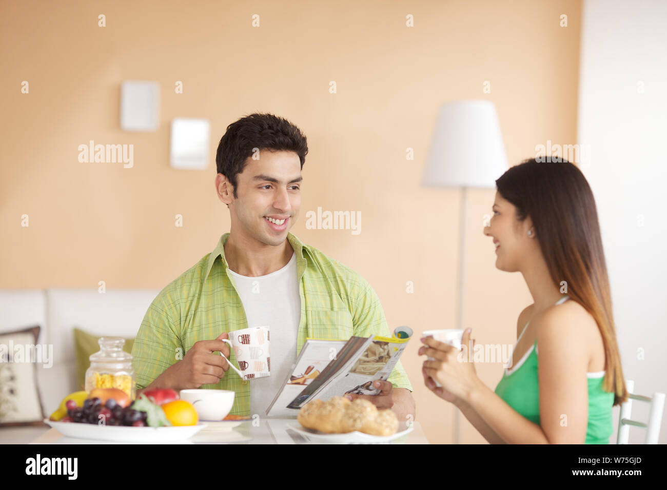 Couple having tea hi-res stock photography and images - Alamy