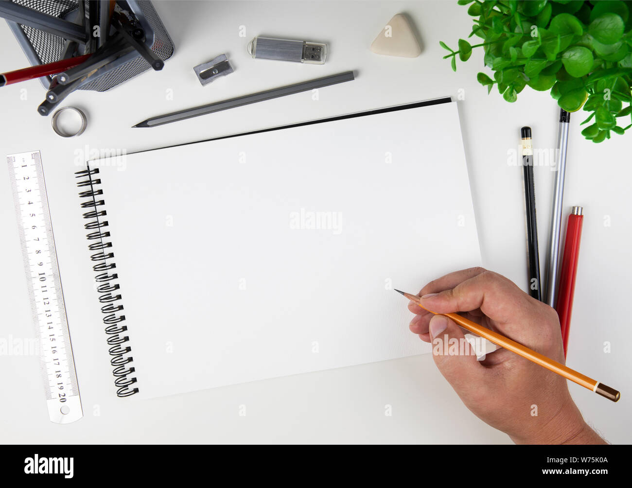 Pencil prepare hi-res stock photography and images - Alamy