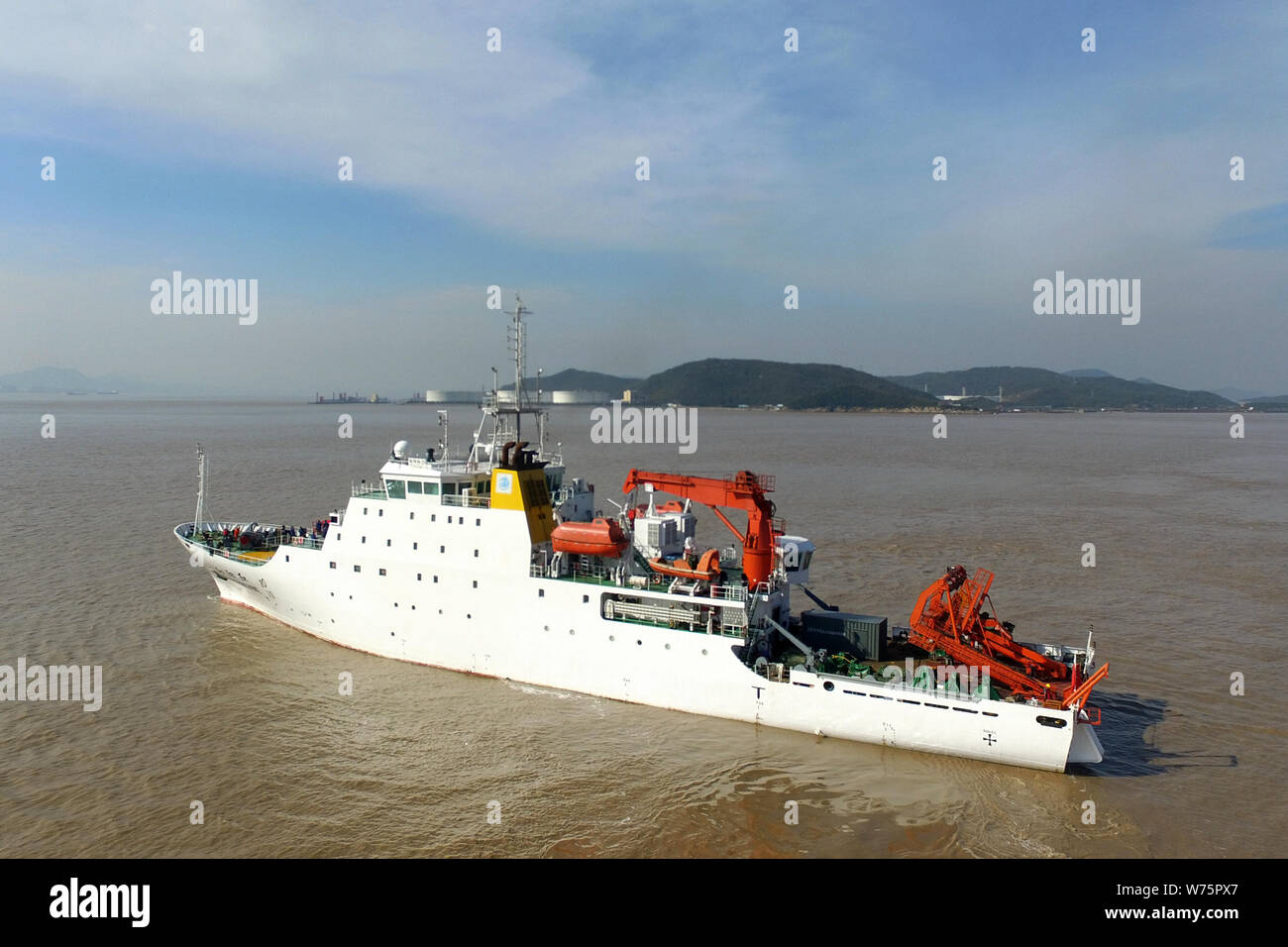 10 leaves hi-res stock photography and images - Alamy