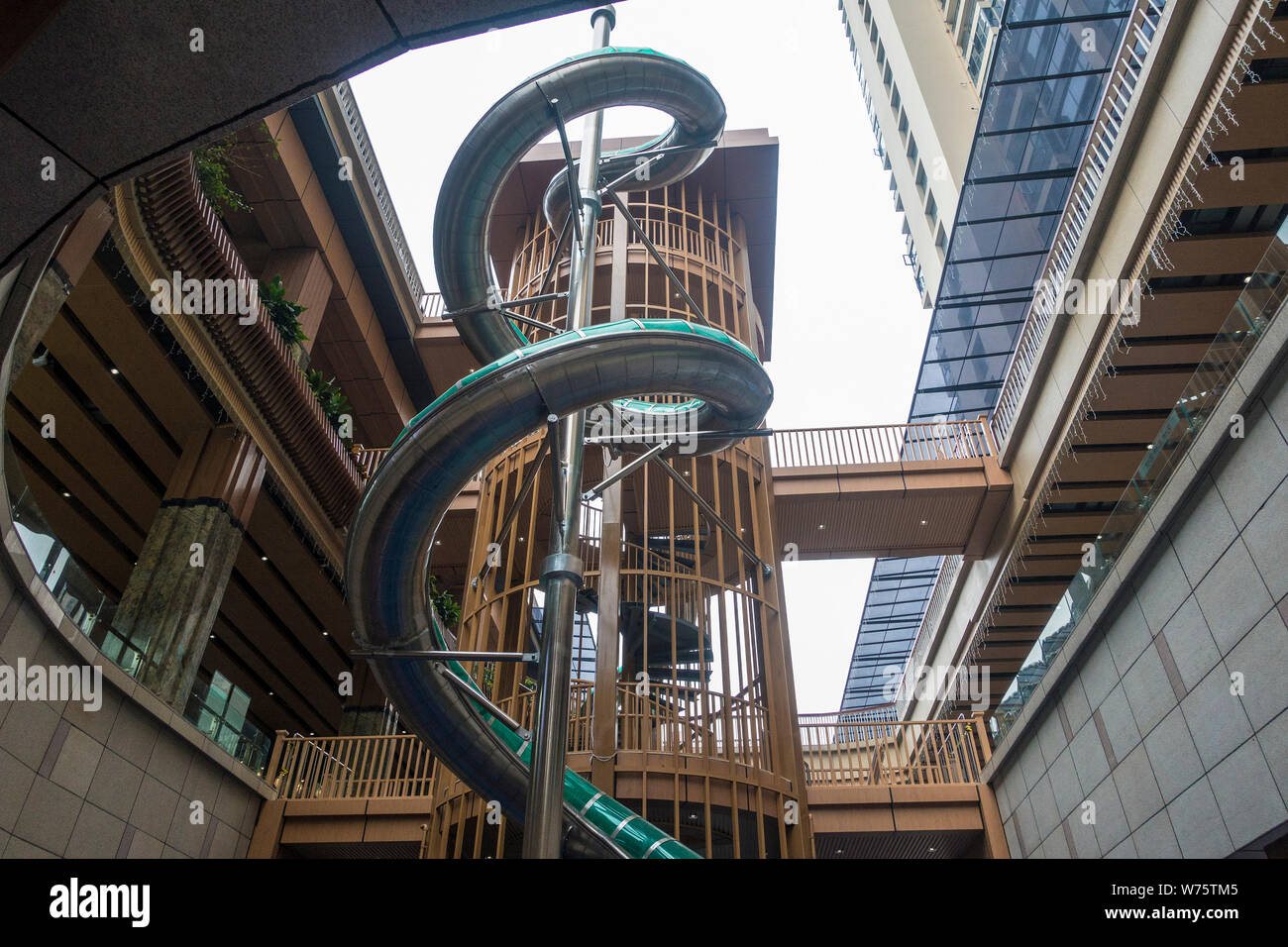 15 meter tall hi-res stock photography and images - Alamy