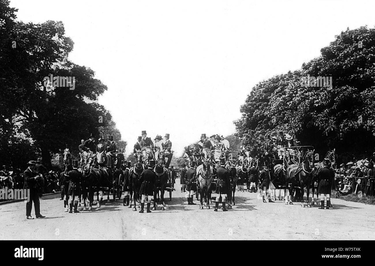 Meet in park Black and White Stock Photos & Images - Alamy