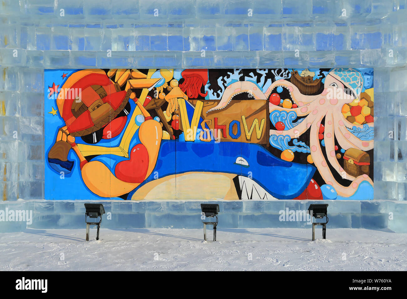 Graffiti ice wall hi-res stock photography and images - Alamy