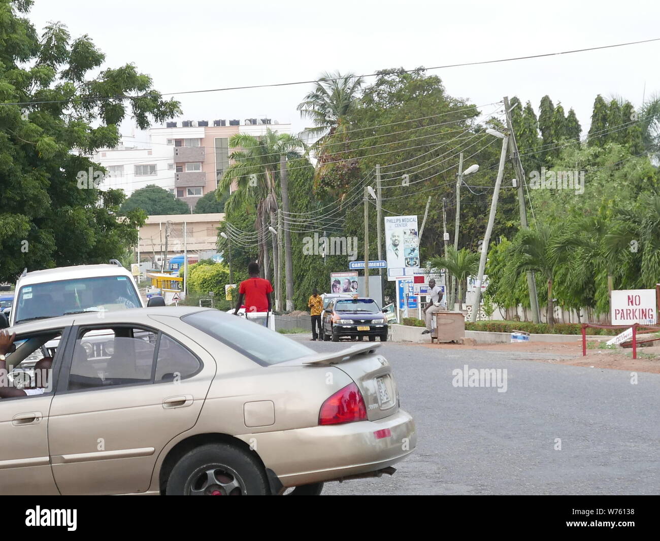 Street scene in Accra, the capital of Ghana, in August 2018. | usage ...