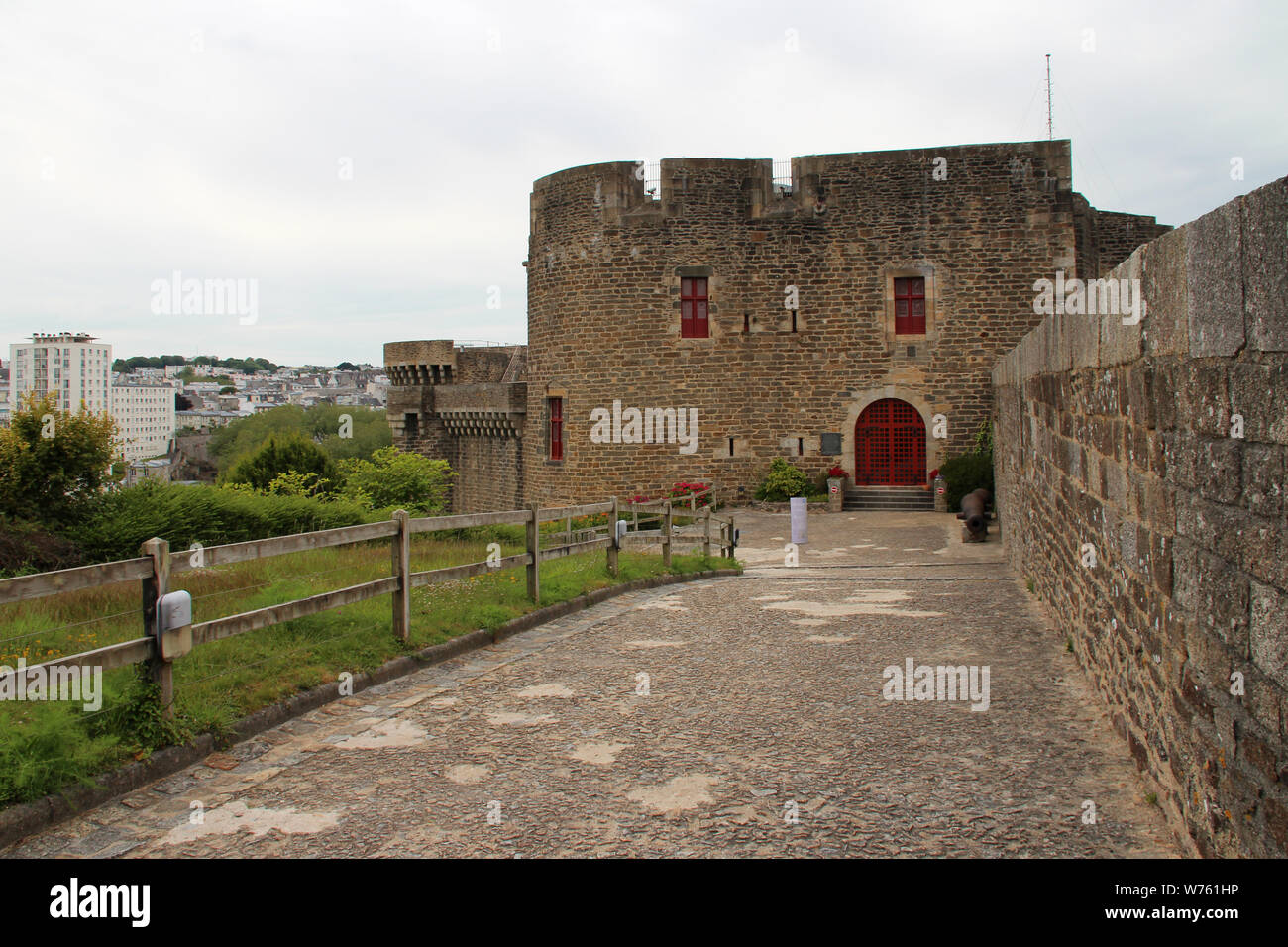 medieval castle in brest in brittany (france Stock Photo - Alamy