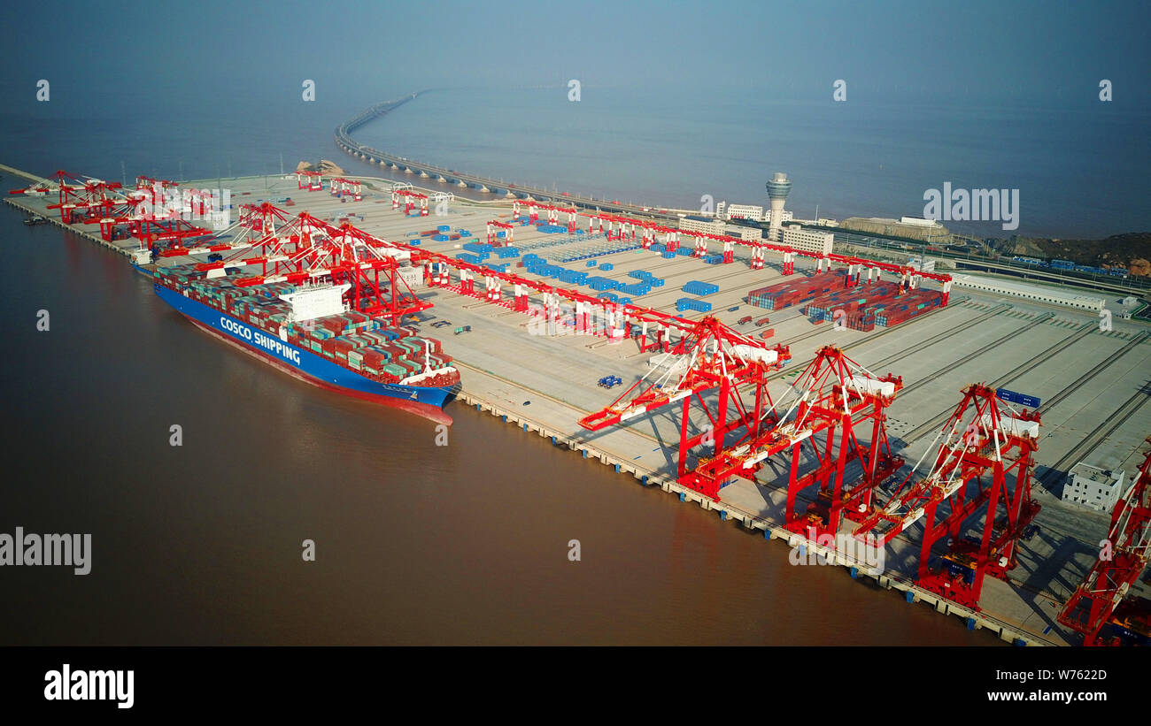 Aerial view of containers at the fourth phase of the Yangshan Deep ...