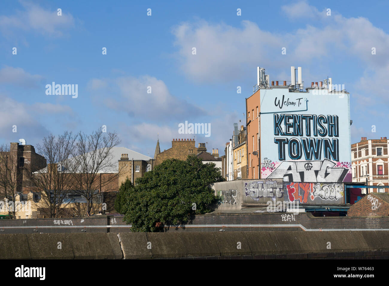 Kentish Town sign, Kentish Town, London, Britain Stock Photo - Alamy