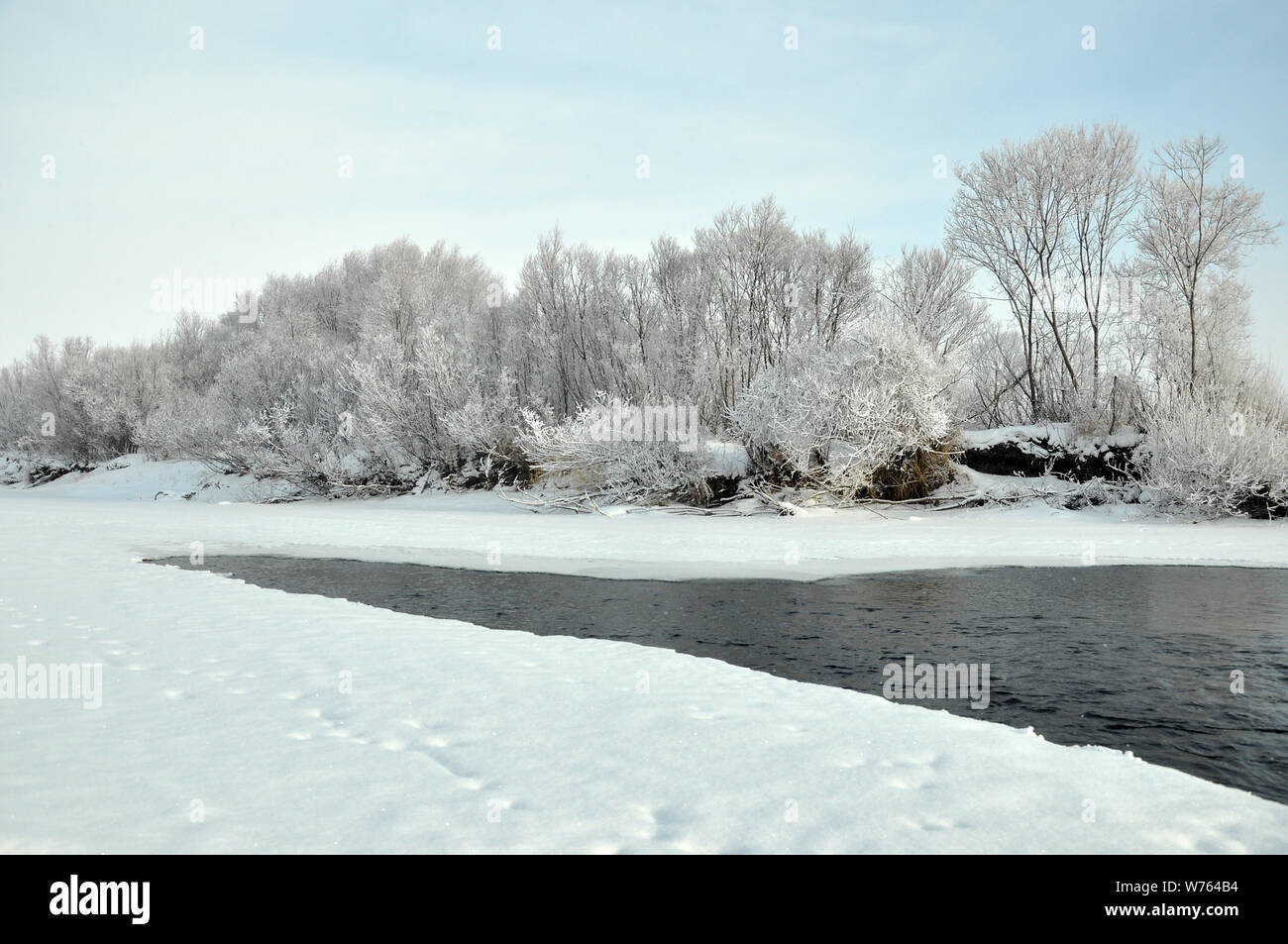 Snow scenery of the Zhadun River in Yakeshi of Hulunbuir, north China's ...