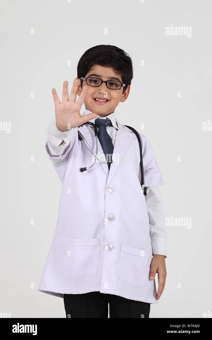 Hand palm up boy hi-res stock photography and images - Alamy