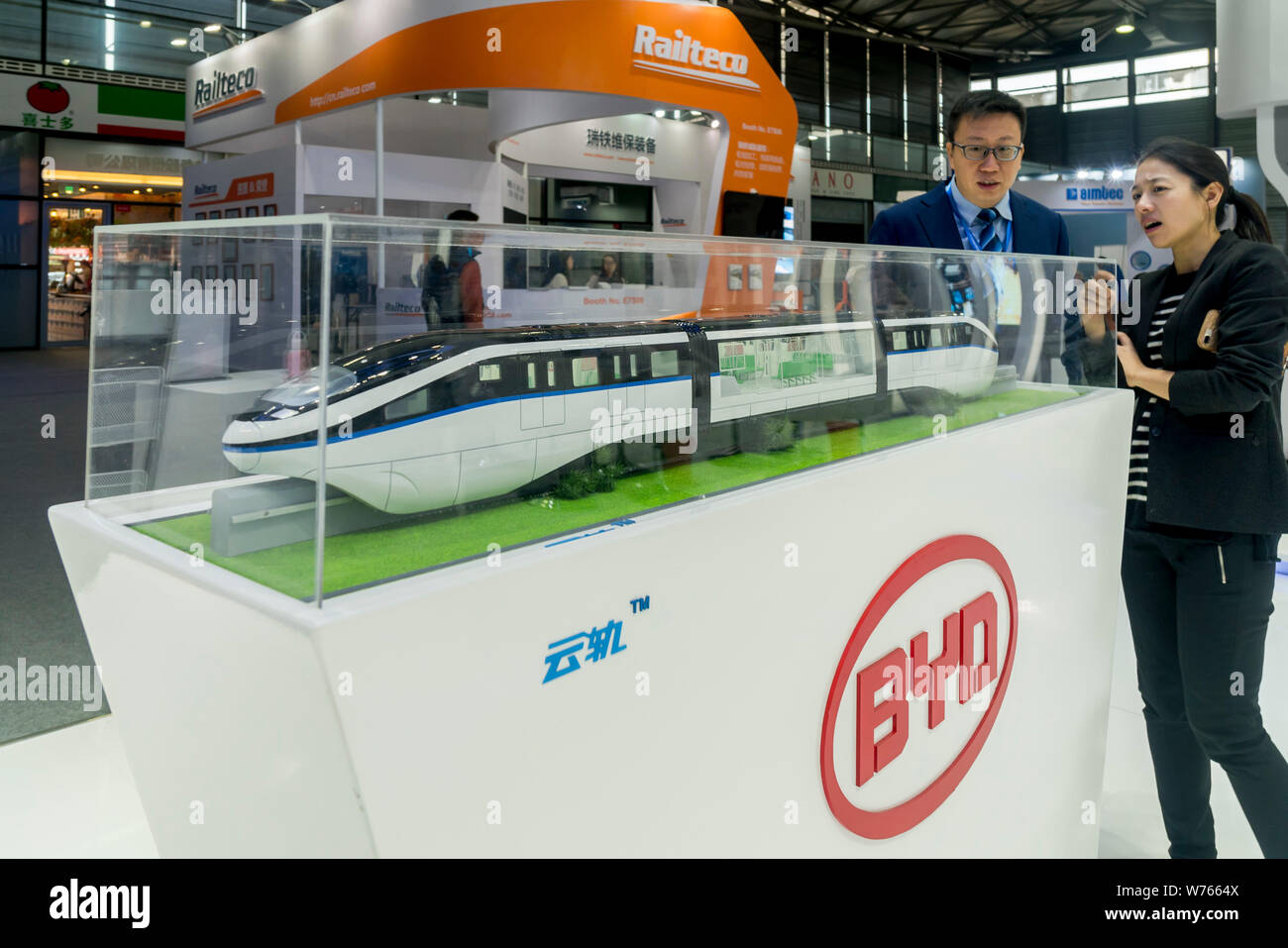 Byd monorail hi-res stock photography and images - Alamy