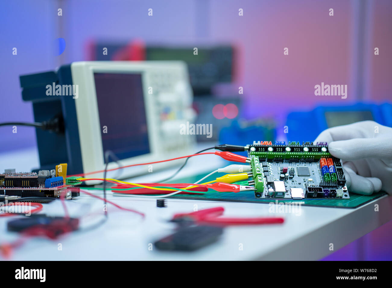 Development of electronic devices in the modern electronics laboratory ...