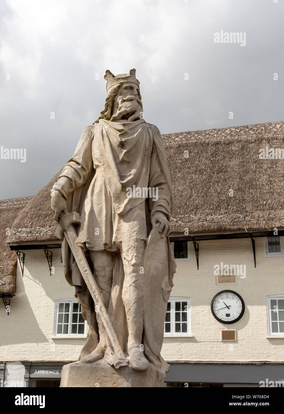 Statue of King Alfred the Great, Pewsey, Wiltshire, England, UK Stock ...