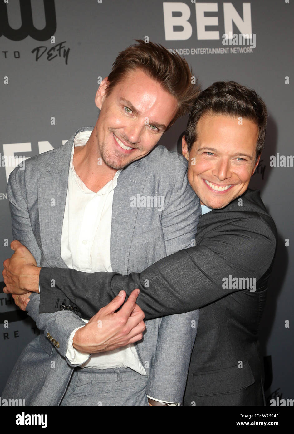 Riley smith scott wolf hi-res stock photography and images - Alamy