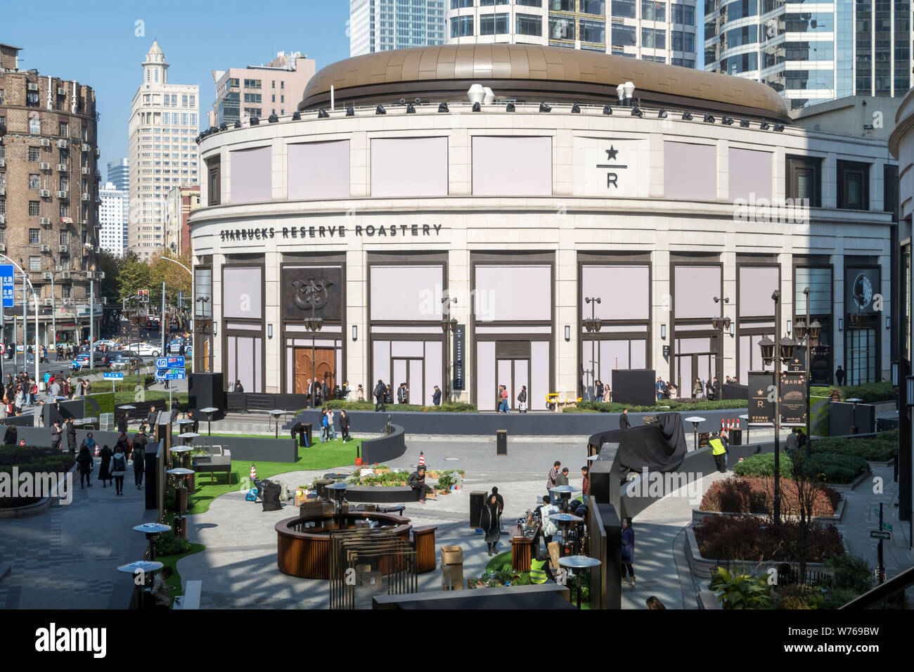 View of China's first and the world's largest Starbucks Reserve ...