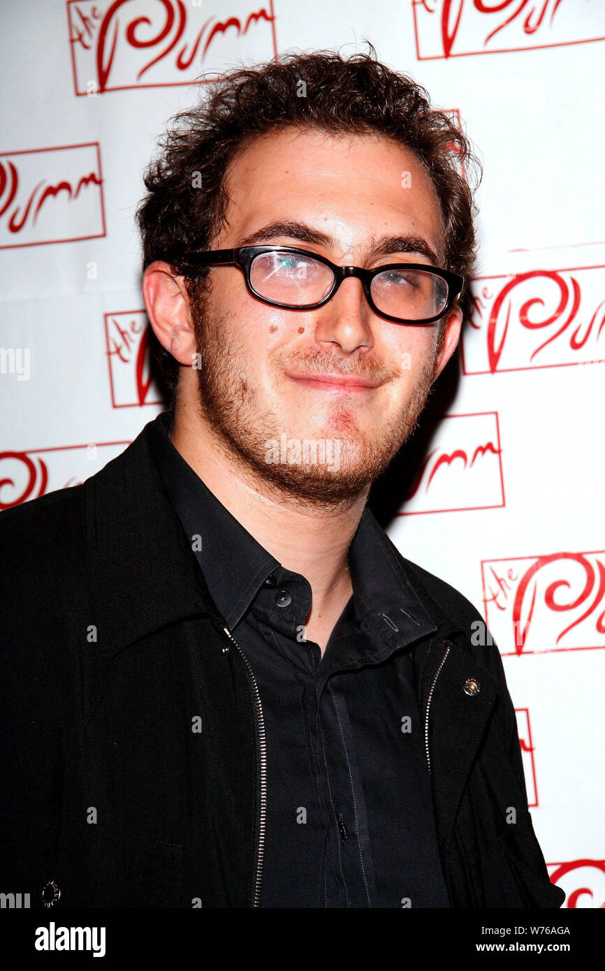 Nick raynes hi-res stock photography and images - Alamy