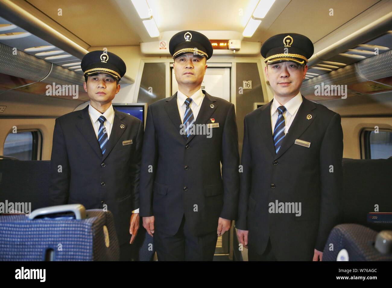 Inside a bullet train hi-res stock photography and images - Alamy