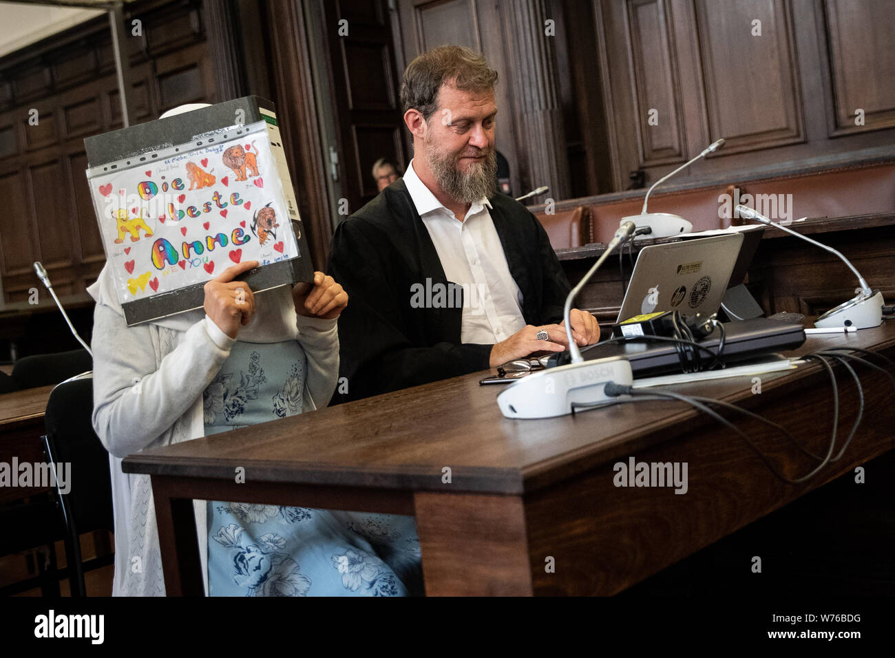 41 year old hi-res stock photography and images - Alamy