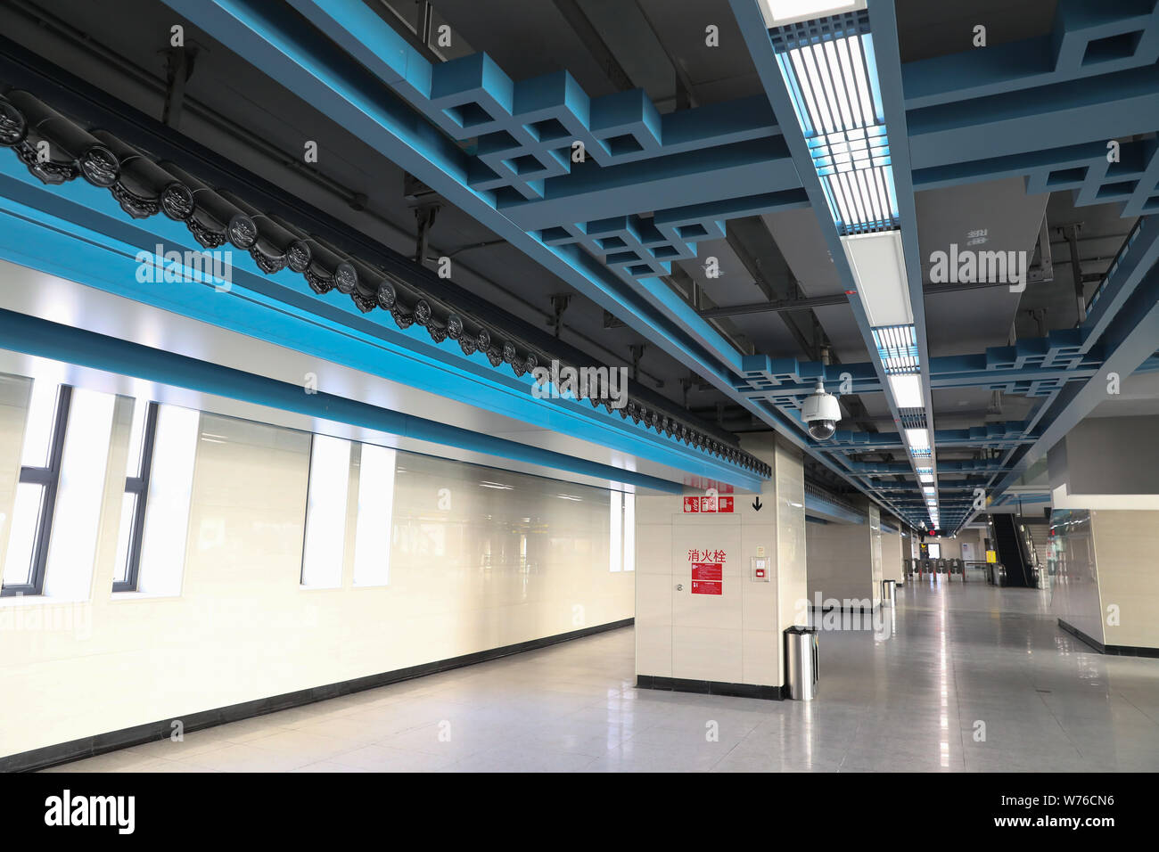 Interior view shanghai metro station hi-res stock photography and ...