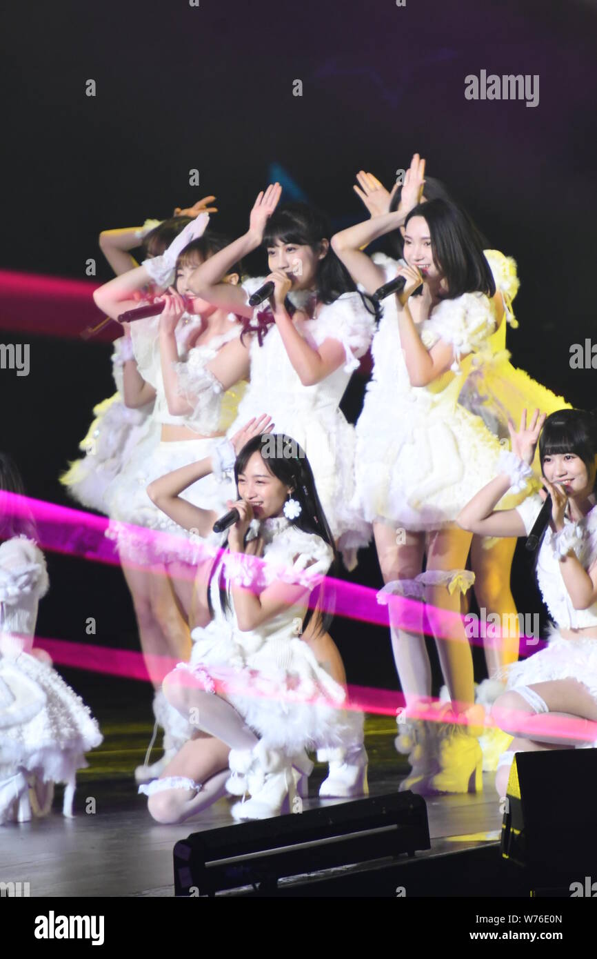 Snh48 High Resolution Stock Photography and Images - Alamy