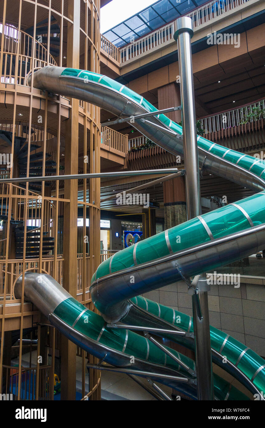 --FILE--View of a slide at a shopping mall in Chengdu city, southwest ...
