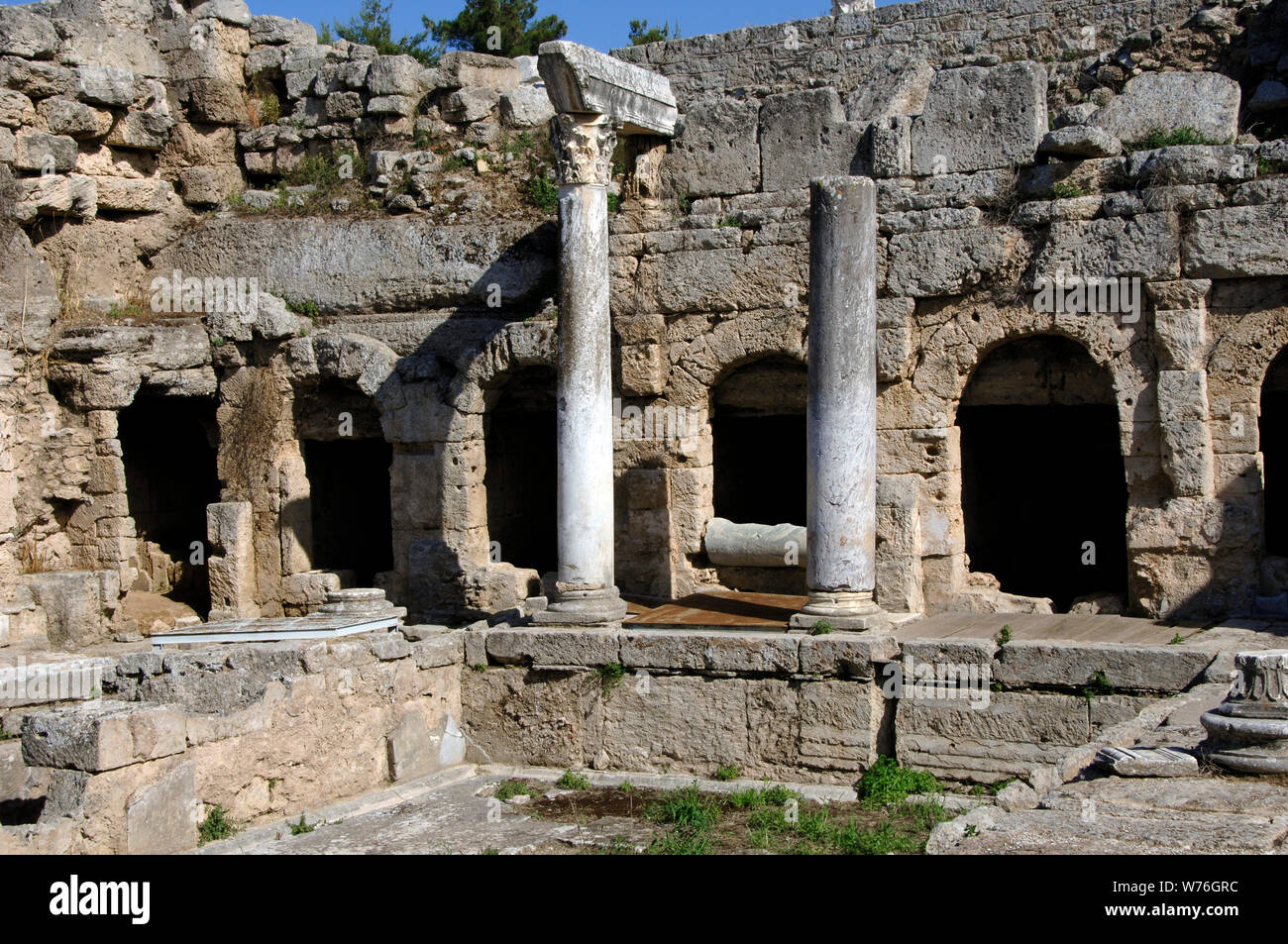 Archaeological site with pirene fountain hi-res stock photography and ...