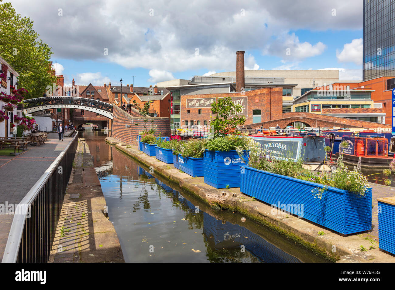 Birmingham main line canal hi-res stock photography and images - Alamy