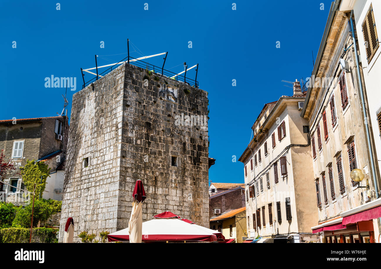 Pentagonal Tower in the old town of Porec, Croatia Stock Photo - Alamy