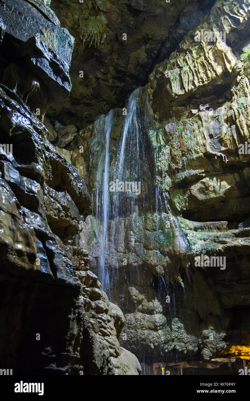 Underground limestone cave hi-res stock photography and images - Alamy