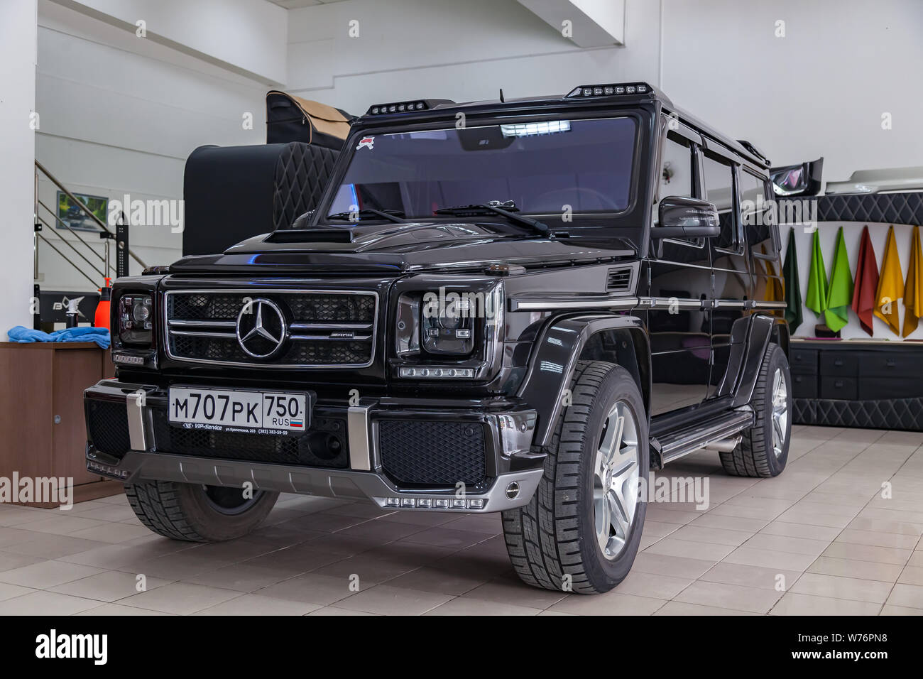 Gelendwagen hi-res stock photography and images - Alamy