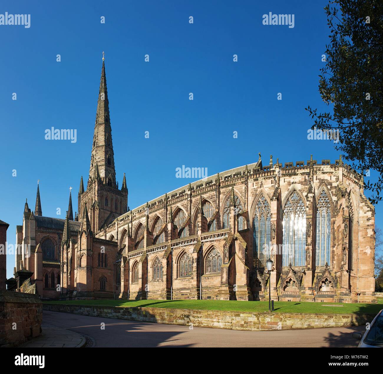 Lichfield Cathedral, Staffordshire Stock Photo - Alamy