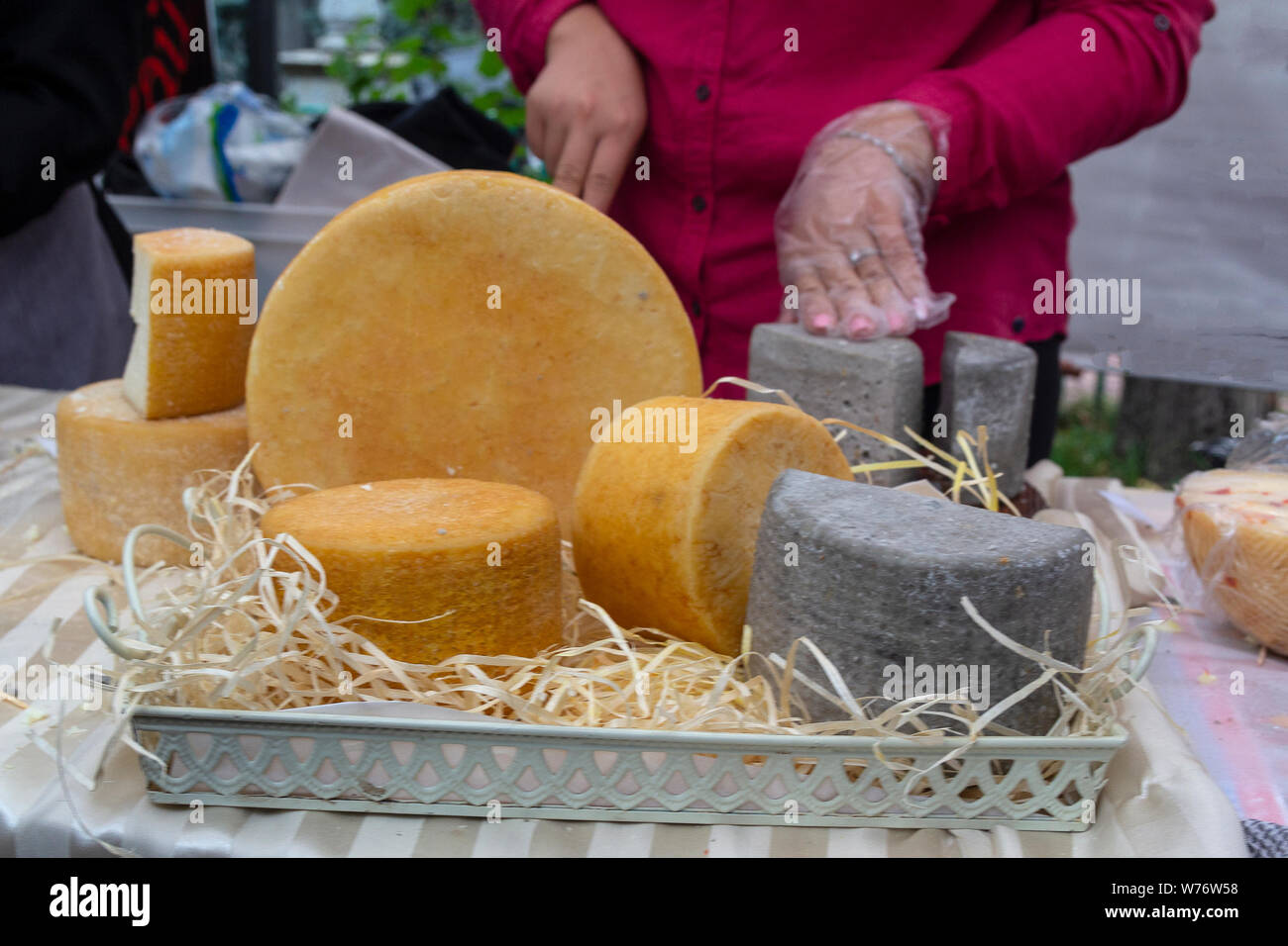 Grocery basket with cheese hi-res stock photography and images - Alamy